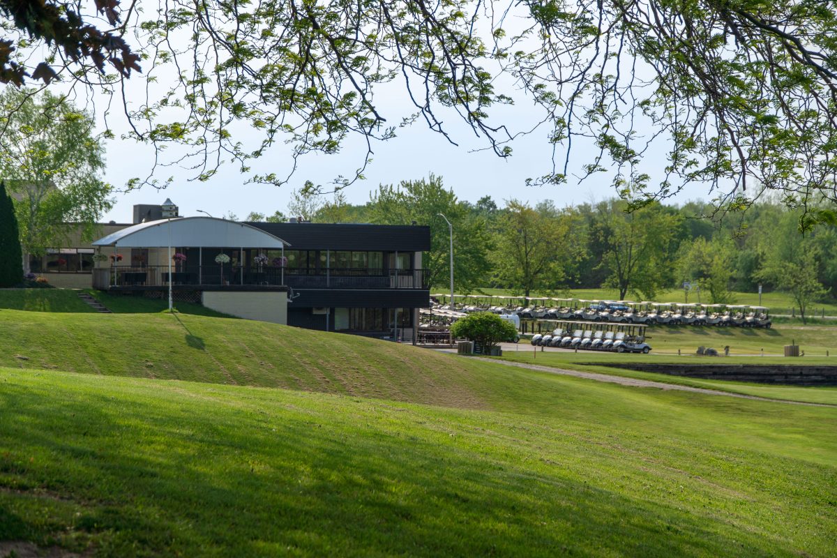 Stay and Play at Forest Golf Club & Inn!