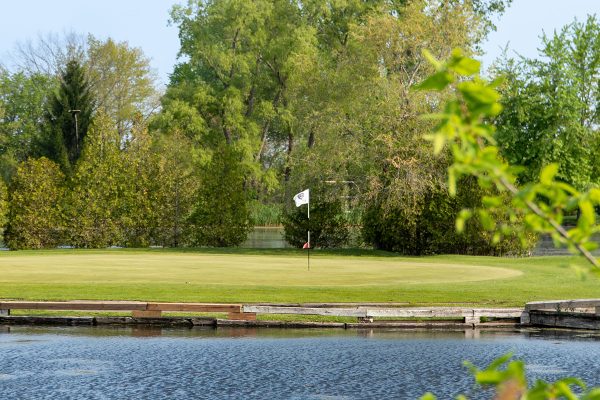 Stay and Play at Forest Golf Club & Inn!